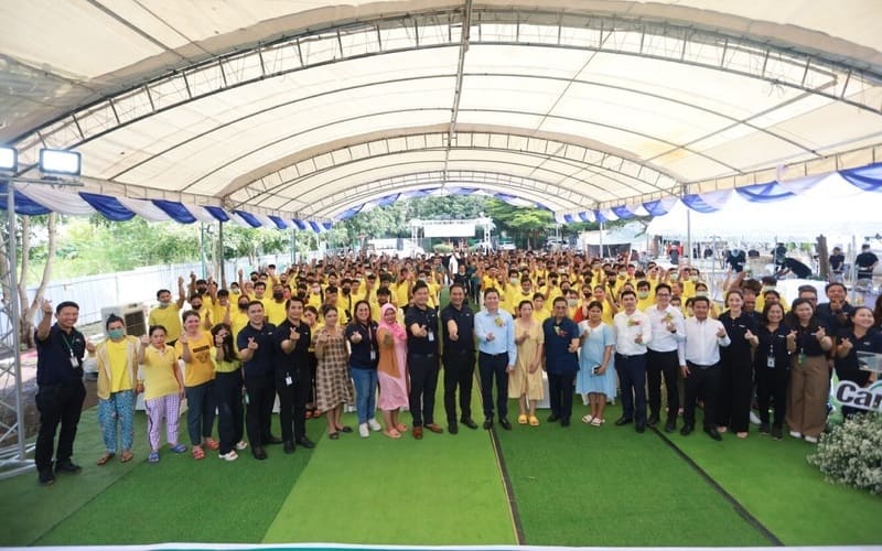 Ambassador of Cambodia to Thailand visits Cargill's protein plant in ...